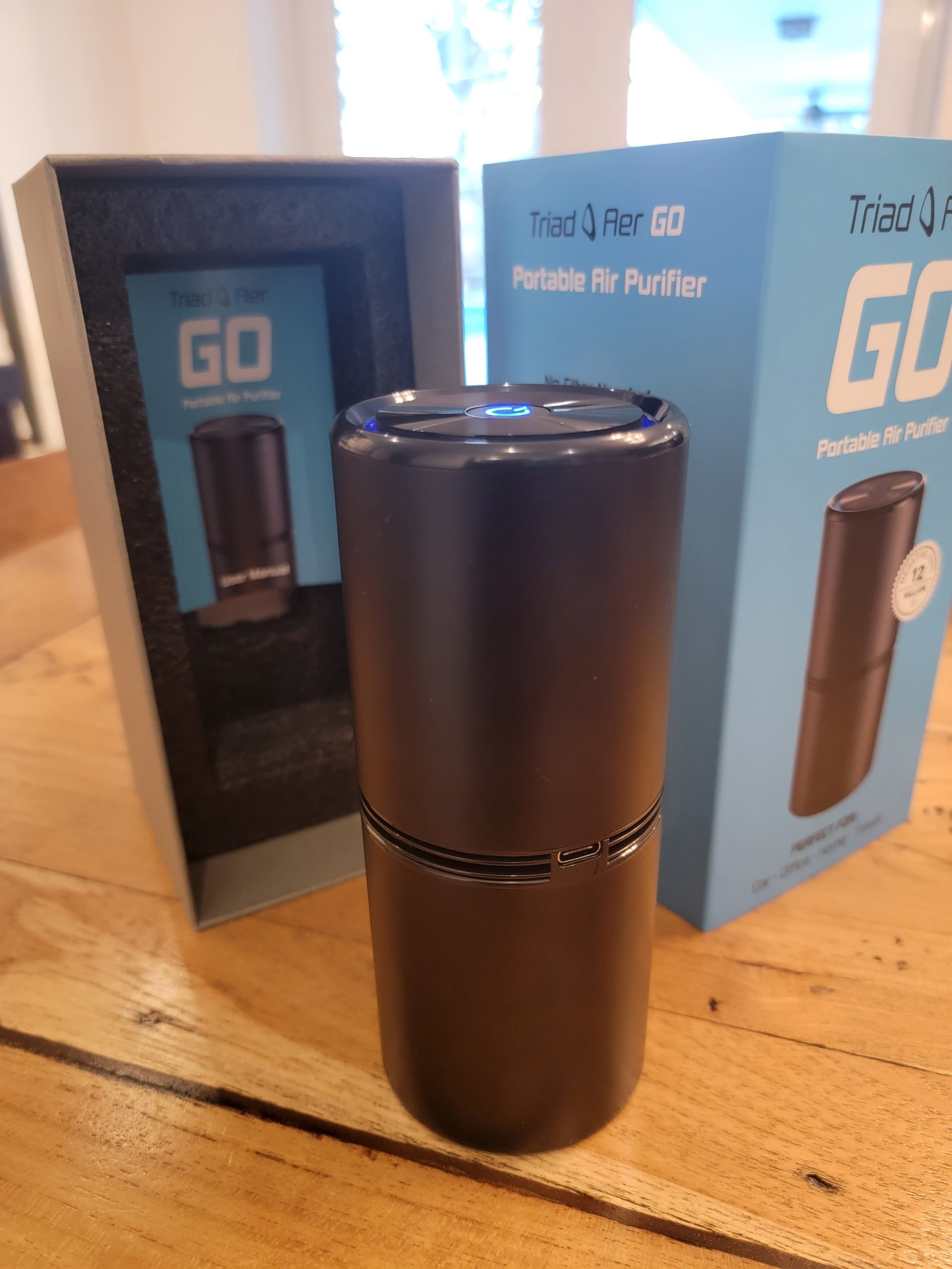 Go Car Air Purifier. Advanced Air Purifier - Triad Aer